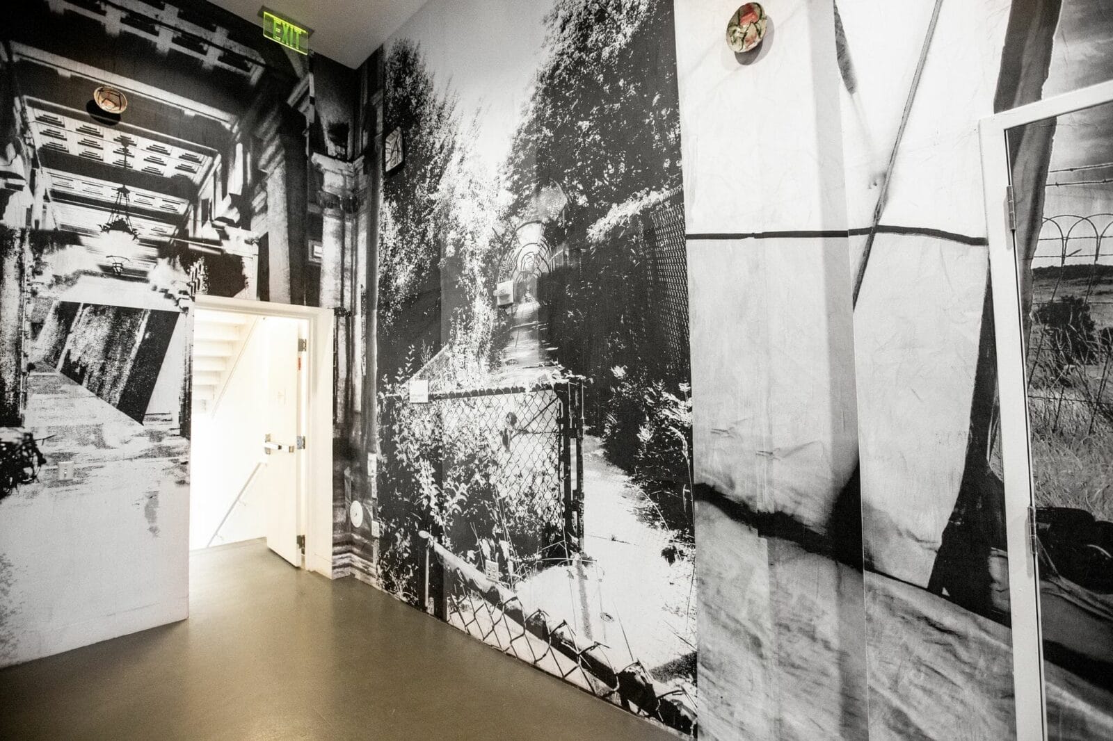 Photographic Murals Open up New Ways of Understanding the Complexity of ...